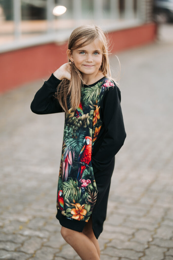 Laste Cristine kleit – FAYN